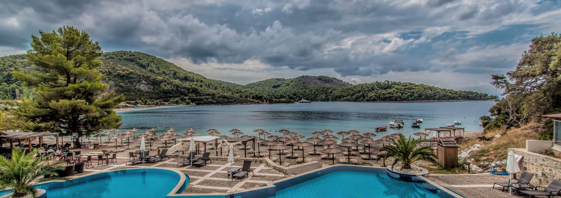 Blue Green Bay Panormos - Griekse Gids Reizen